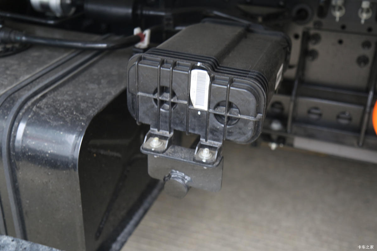 【图】比亚迪T5 财富版 4.5T 3.94米单排插电式增程混合动力冷藏车(BYD5040XLCHEV1)18.3kWh_实拍图片 ...