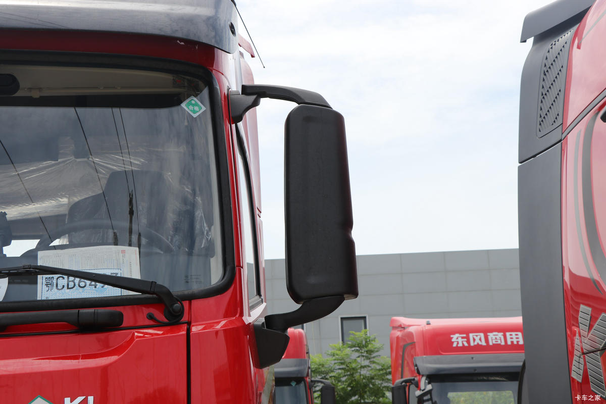 【图】东风商用车 天龙KL重卡 520马力 6X4 LNG牵引车(液缓)_实拍图片_1946575_卡车之家