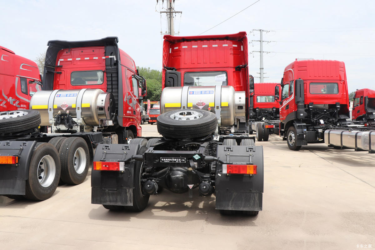 【图】东风商用车 天龙KL重卡 520马力 6X4 LNG牵引车(液缓)_实拍图片_1946575_卡车之家