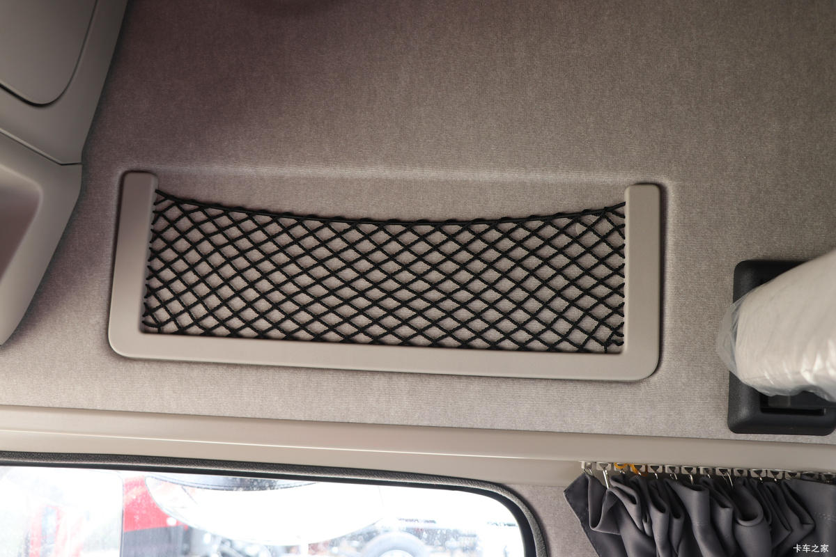 【图】东风商用车 天龙KL重卡 520马力 6X4 LNG牵引车(液缓)_实拍图片_1946592_卡车之家