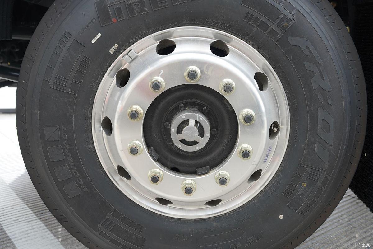 【图】青岛解放 JH6重卡 智尊版2.0 530马力 8X4 9.4米LNG自动档仓栅式载货车(液缓)(CA5311CCYP25K15L7T4NE6A80)_实拍图片_1953814_卡车之家