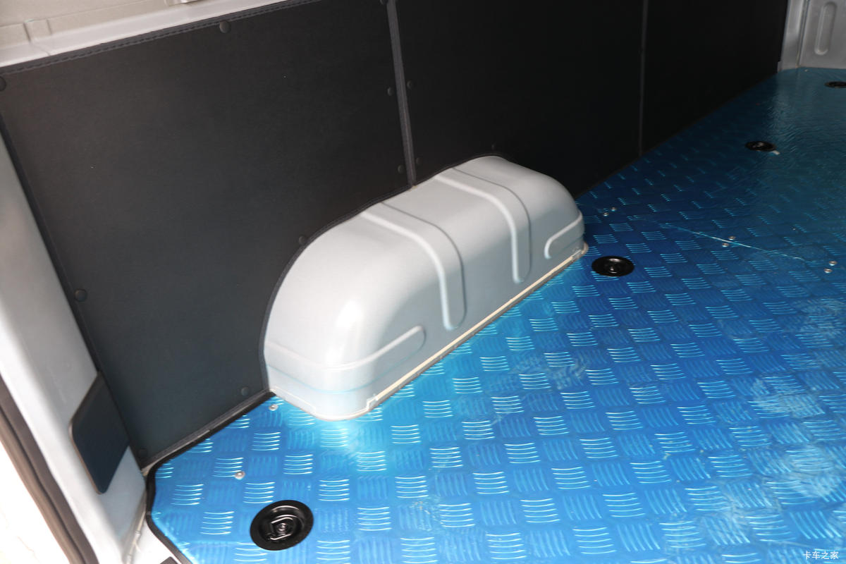 【图】SRM鑫源 E3L 2024款标准型 3T 4.9米纯电动封闭货车41.86kWh_实拍图片_1978187_卡车之家