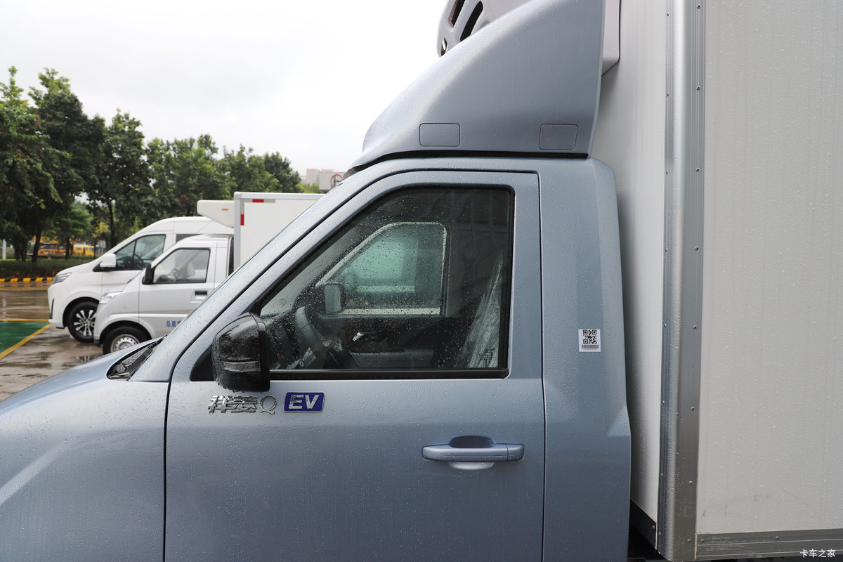 【图】福田 祥菱Q 3T 3.05米纯电动冷藏车41.86kWh_实拍图片_2001078_卡车之家