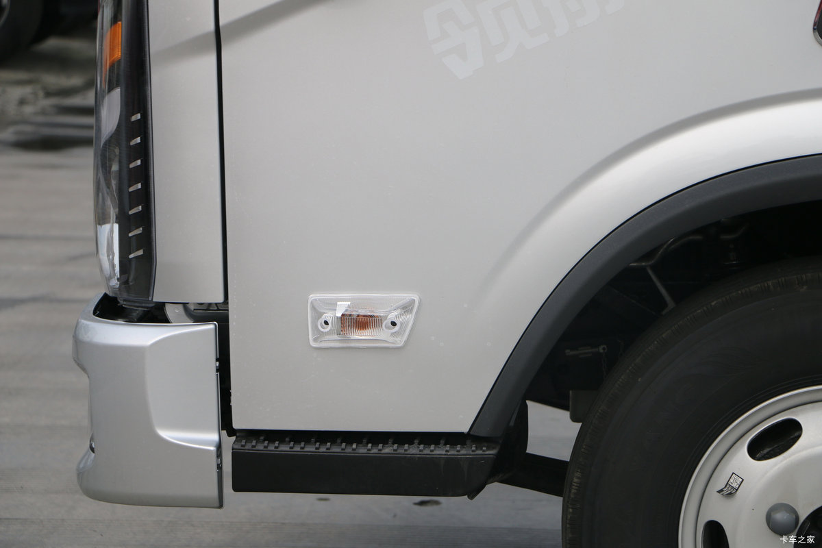 【图】福田 时代领航大G 2L 150马力 LNG 4.2米单排仓栅式轻卡_实拍图片_2005220_卡车之家