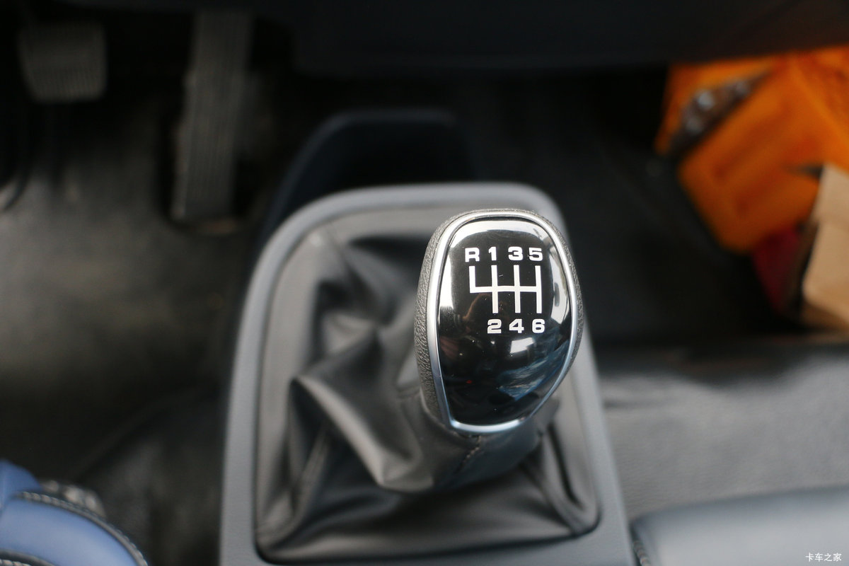 【图】福田 时代领航大G 2L 150马力 LNG 4.2米单排仓栅式轻卡_实拍图片_2005234_卡车之家