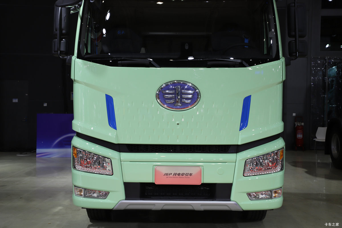【图】一汽解放 J6P 6X4 纯电动牵引车528.13kWh_实拍图片_2014159_卡车之家