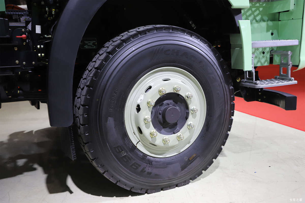 【图】一汽解放 J6P 8X4 7.8米纯电动自卸车400.61kWh_实拍图片_2015805_卡车之家