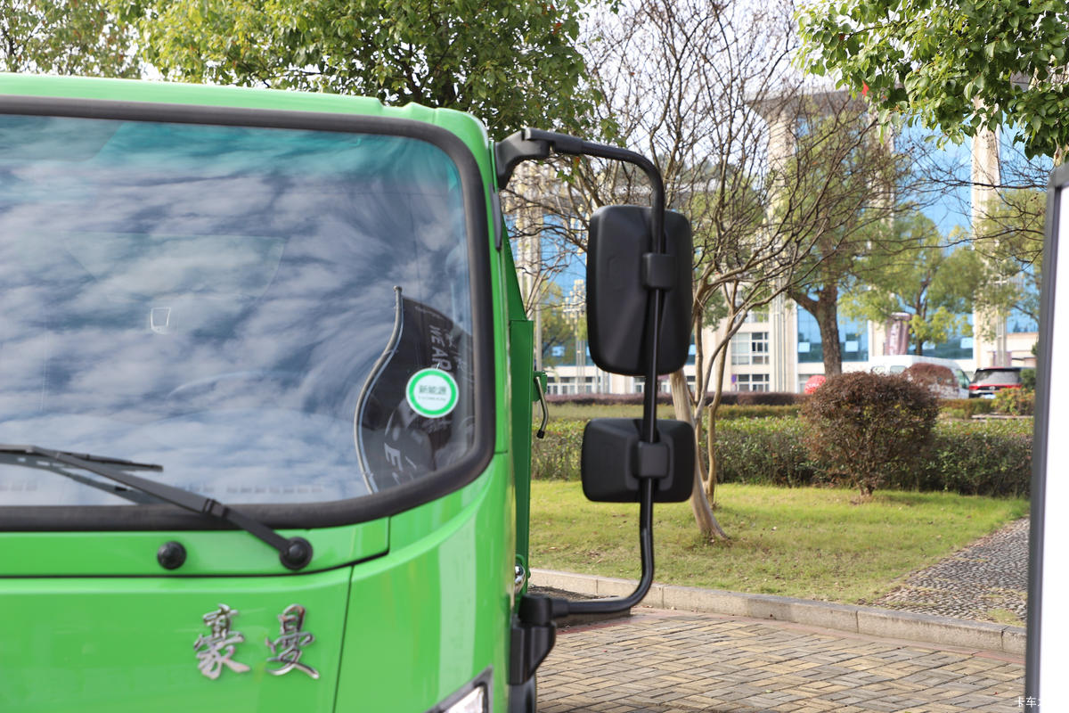 【图】重汽豪曼 勇士EM1 4.5T 4X2 3.2米纯电动自卸车98.04kWh_实拍图片_2017878_卡车之家