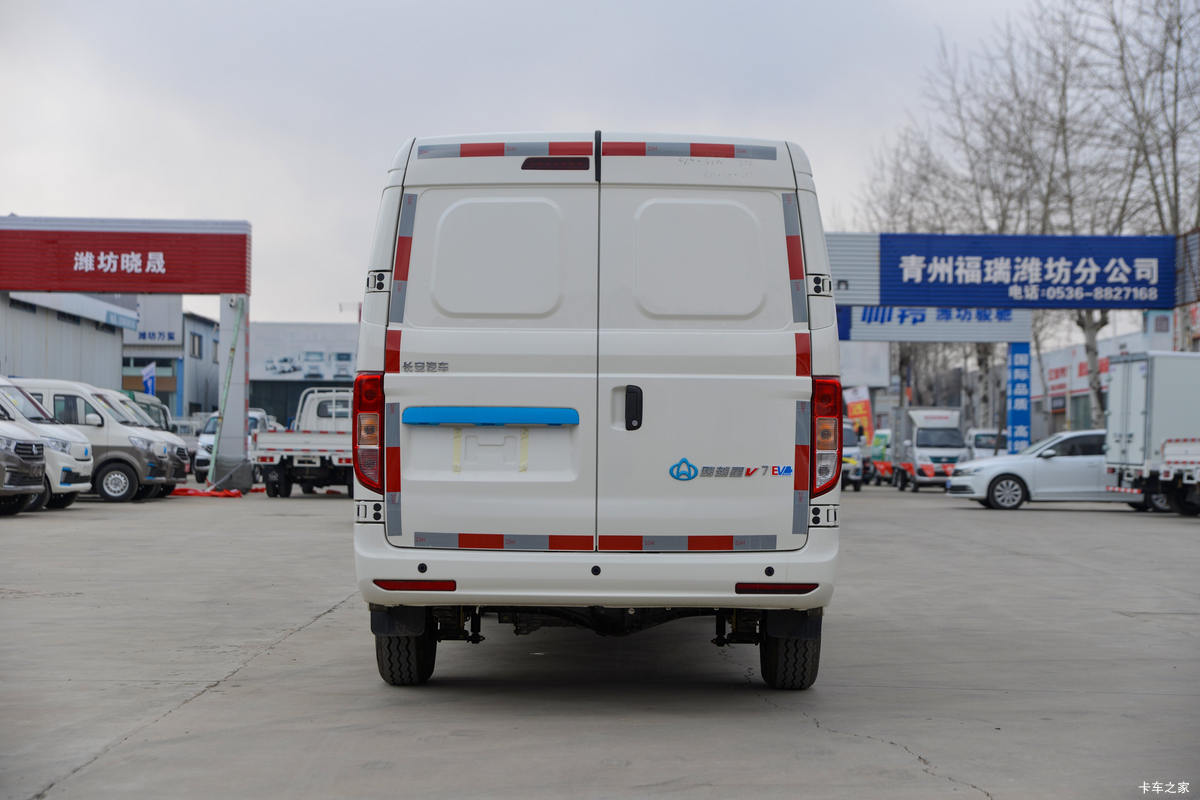 【图】长安跨越星V7EV 2025款 豪华型 2座 纯电动封闭货车 宁德三代38.64kWh_实拍图片_4012871_卡车之家