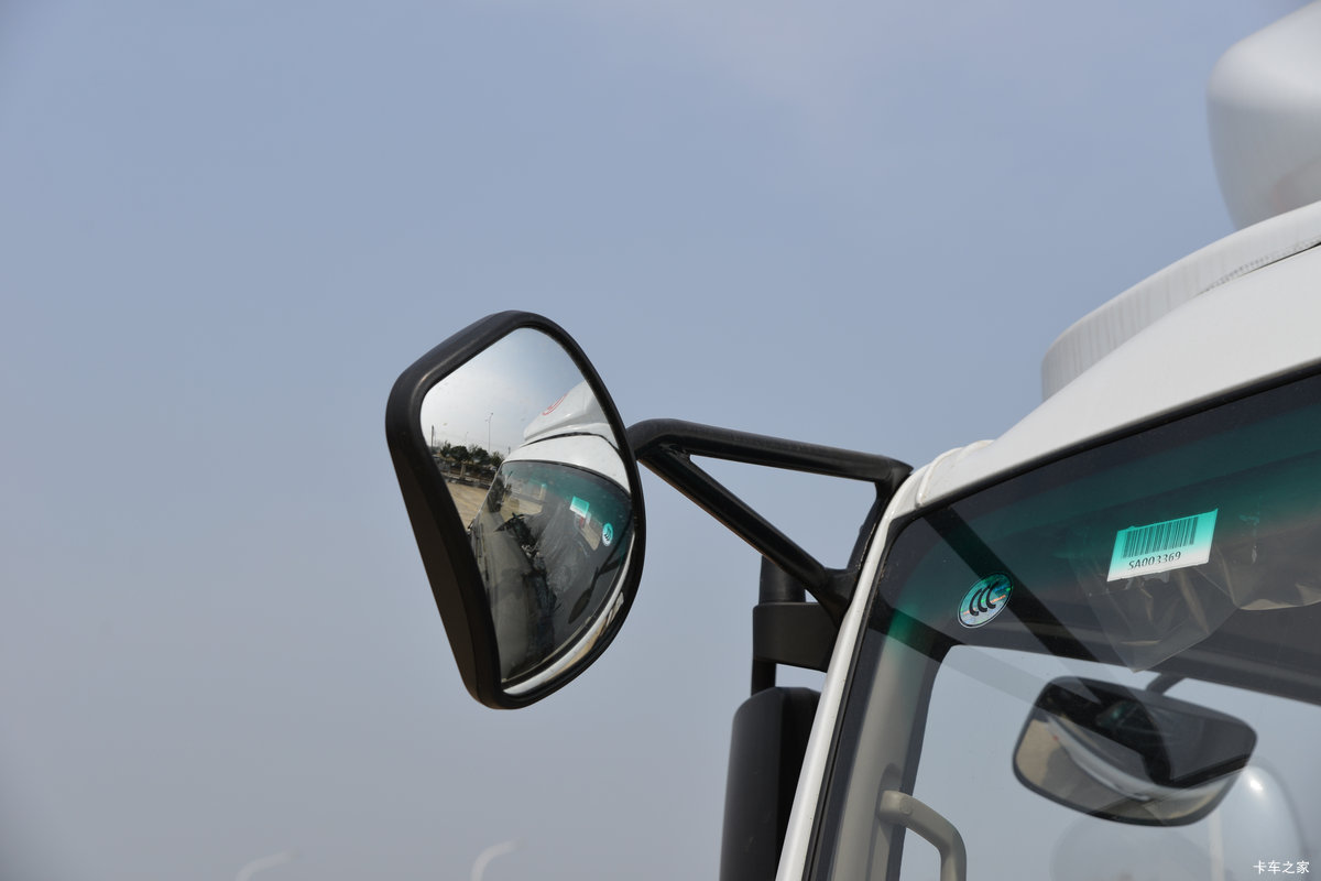 【图】东风多利卡康路威宽体 2.5L柴油 180马力 法士特8档 4.17米单排仓栅式轻卡_实拍图片_4022532_卡车之家