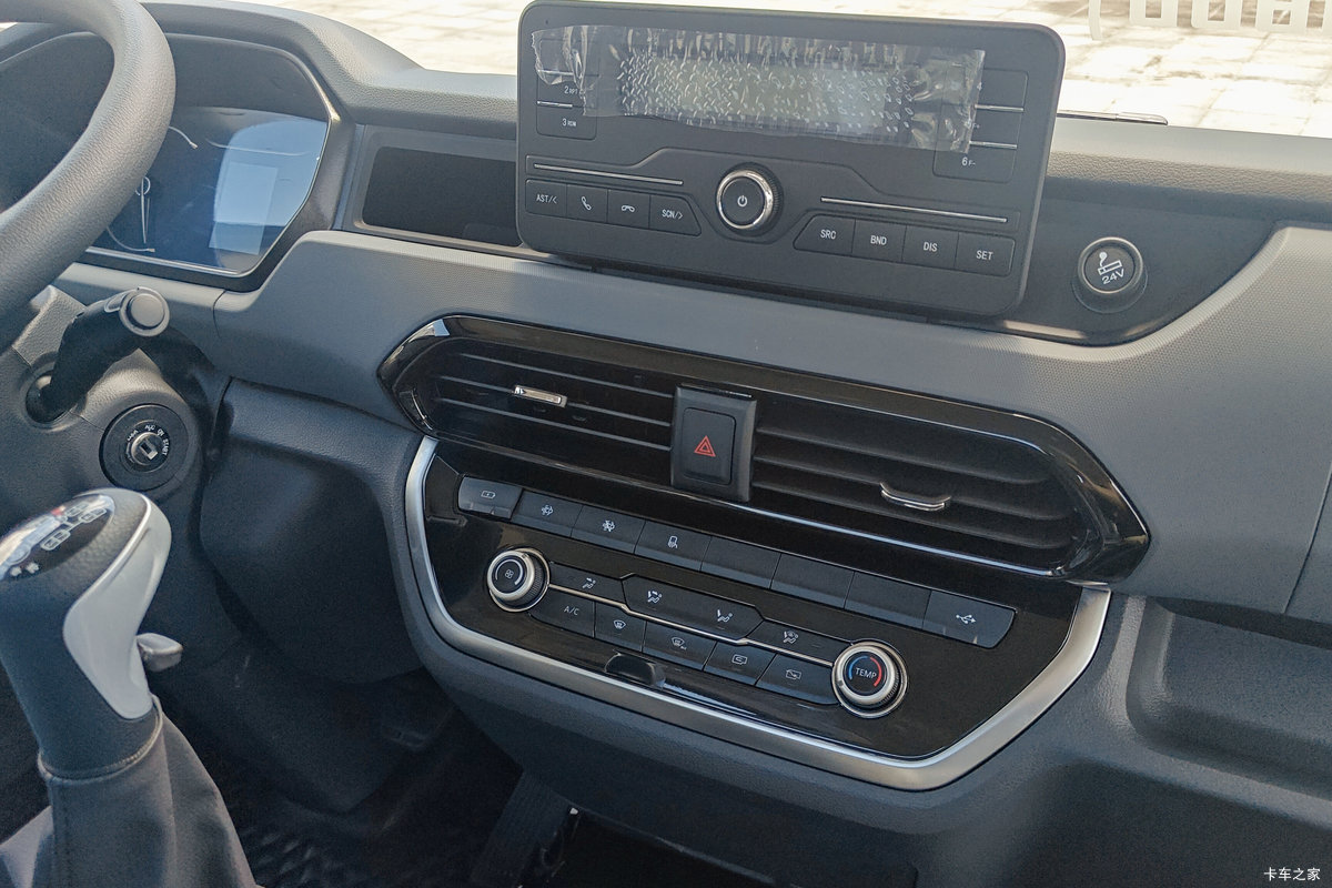 【图】跃进超越H500 大圣 2.5L柴油 180马力 法士特8档 4.2米单排仓栅式轻卡_实拍图片_4058513_卡车之家