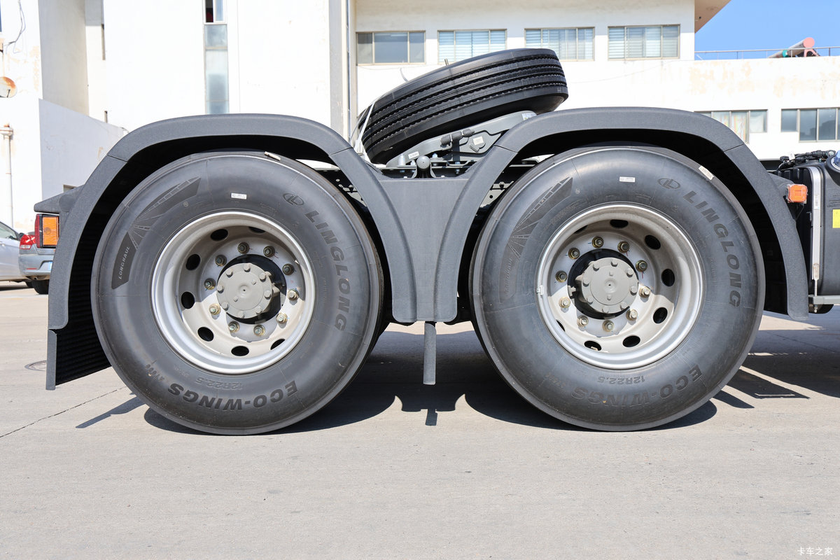 【图】重汽豪沃HOWO TX7 PRO 11.1L柴油 460马力 6X4 中国重汽12档 牵引车_实拍图片_4062782_卡车之家