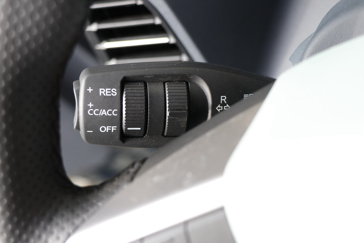 【图】青岛解放 鹰航 智享版 15.7L LNG 720马力 6X4 法士特16档 AMT自动档 牵引车_实拍图片_4066684_卡车之家