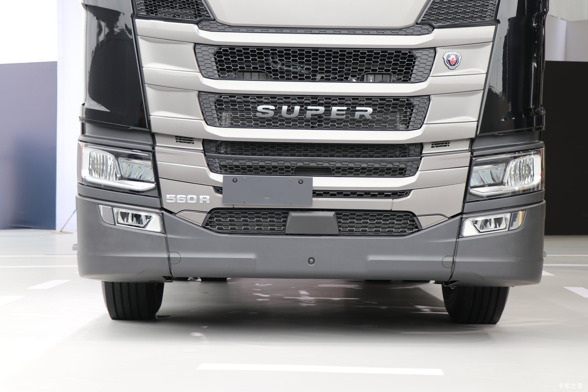【图】斯堪尼亚 新560R PRO 国产版 12.7L柴油 560马力 6X2R 斯堪尼亚14档 AMT自动档 高顶 牵引车_实拍图片 ...
