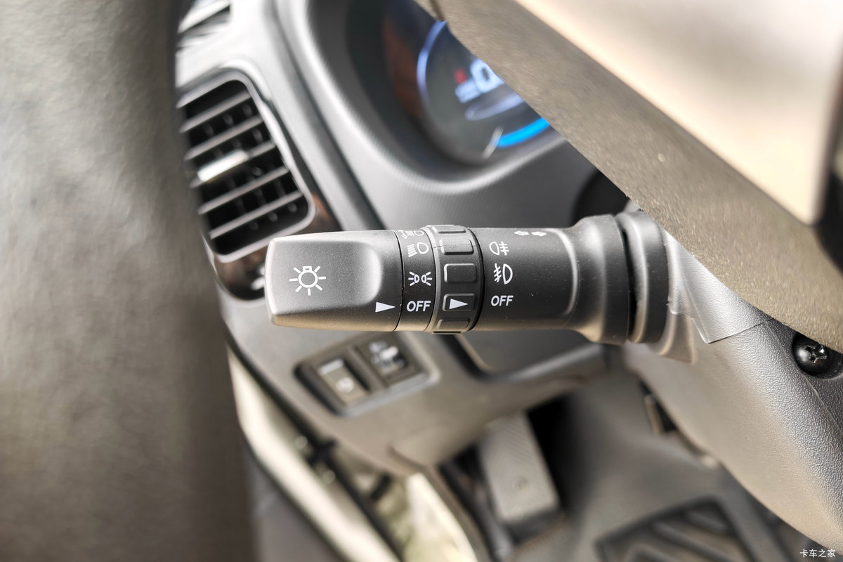 【图】江淮 恺达EX6 3.5T 4.01米单排纯电动仓栅式微卡63.75kWh_实拍图片_4079976_卡车之家