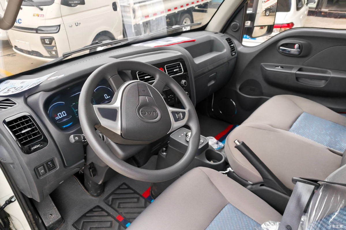 【图】江淮 恺达EX6 3.5T 4.01米单排纯电动仓栅式微卡63.75kWh_实拍图片_4079976_卡车之家