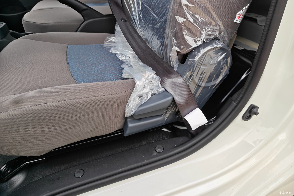 【图】江淮 恺达EX6 3.5T 4.01米单排纯电动仓栅式微卡63.75kWh_实拍图片_4079976_卡车之家