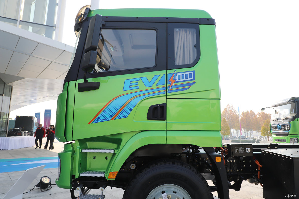 【图】陕汽德龙X5000E 6X4 纯电动自卸车 400kWh_实拍图片_4115239_卡车之家