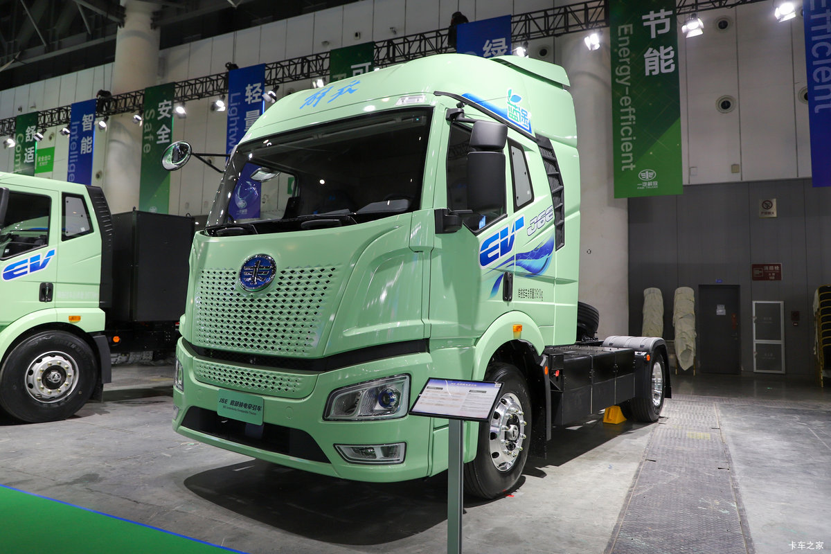 【图】解放J6E 4X2 换电式纯电动牵引车 宁德时代512kWh_实拍图片_4131930_卡车之家
